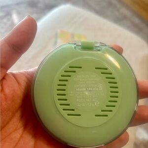 Clinique | Makeup | Clinique Compact Setting Powder In Light Beige ...